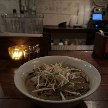 HIGH FIVE RAMEN - Updated July 2024 - 812 Photos & 1018 Reviews - 112 N ...