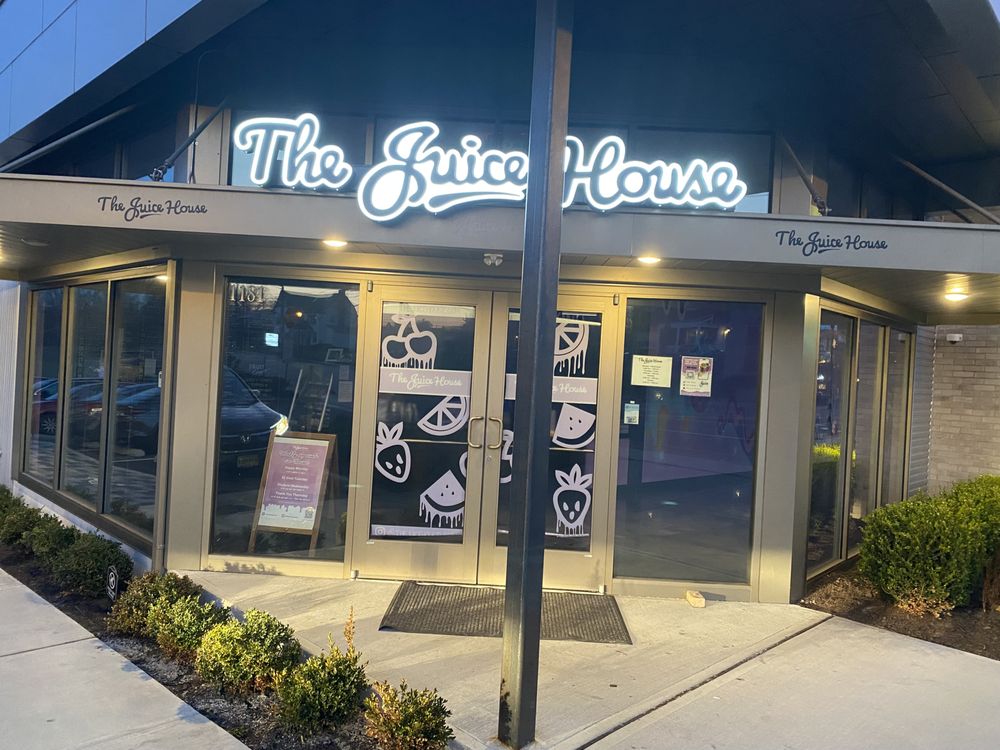 THE JUICE HOUSE - Updated October 2025 - 24 Photos - 1181 Morris Avenue ...