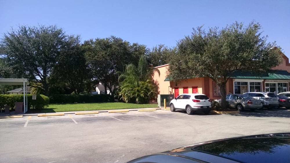 PIK N RUN-PIZZA CITY - Updated April 2025 - 8902 Alico Rd, Fort Myers ...