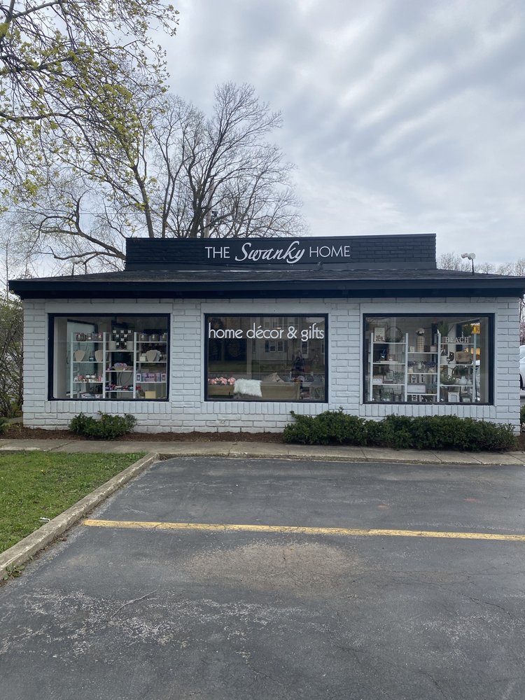 THE SWANKY HOME - Updated July 2025 - Request Information - 555 S Main ...