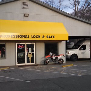 NEWINGTON CT LOCKSMITH - Updated December 2024 - 3067 Berlin Tpke ...
