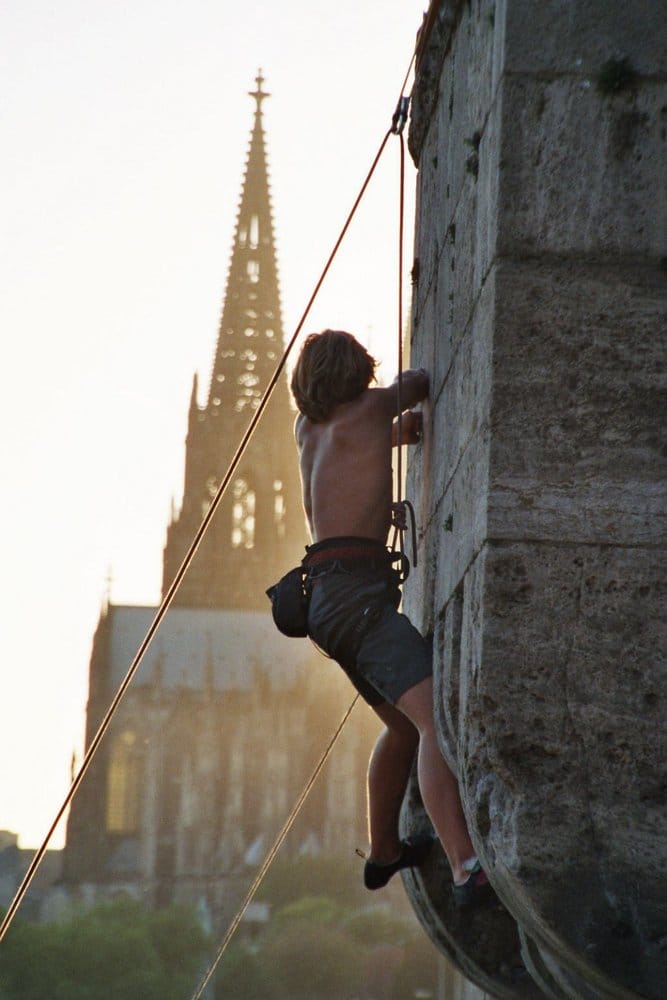 KLETTERN AN DER HOHENZOLLERNBRÜCKE - Updated August 2024 - Kenedyufer ...