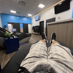 UFC FIT SAN JOSE - OAKRIDGE MALL - 48 Photos & 18 Reviews - Gyms - 5540 ...