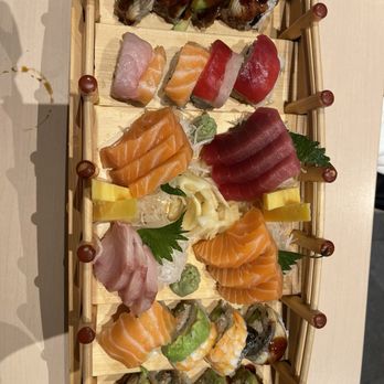 FURUSATO SUSHI - Updated June 2024 - 736 Photos & 526 Reviews - 2424 ...