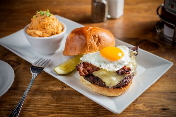 BAT 17 - 351 Photos & 580 Reviews - American (New) - 1709 Benson Ave ...