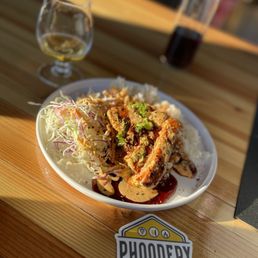 PHOODERY - Updated October 2025 - 69 Photos & 49 Reviews - 208 N Main ...