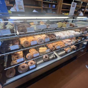 SLUYS POULSBO BAKERY - Updated May 2024 - 956 Photos & 850 Reviews ...