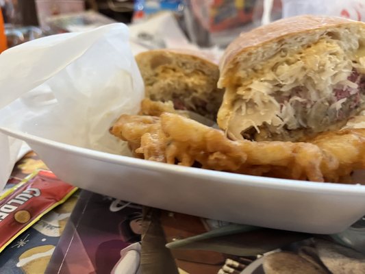 IZZY’S - Updated December 2025 - 40 Photos & 32 Reviews - 5098 ...