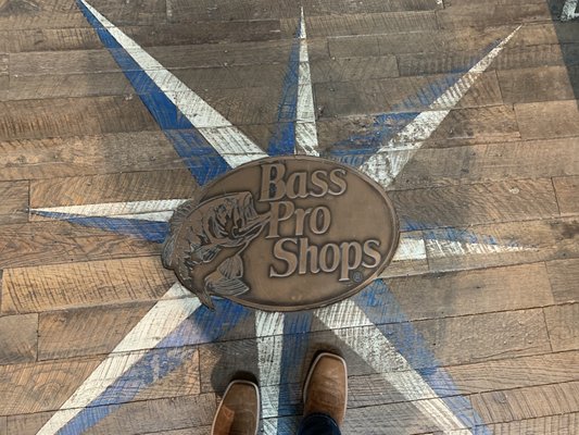 BASS PRO SHOPS - Updated October 2025 - 82 Photos & 64 Reviews - 20000 ...