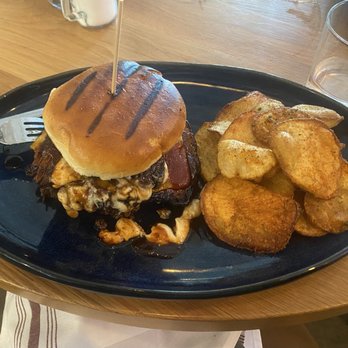 MARCUS BAR & GRILLE - Updated October 2025 - 1125 Photos & 397 Reviews ...