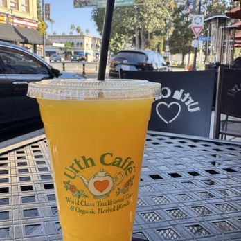 URTH CAFFÉ - ORANGE - Updated February 2025 - 2974 Photos & 1880 ...