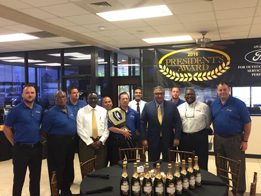 FRIENDLY FORD - Updated December 2025 - 37 Photos & 131 Reviews - 2425 ...