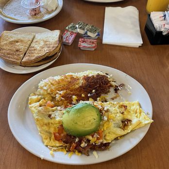 MILLBRAE PANCAKE HOUSE - Updated 2024 - 3502 Photos & 3067 Reviews ...