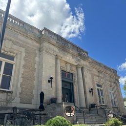 POST COMMONS - Updated July 2025 - 205 Photos & 113 Reviews - 300 Alby ...