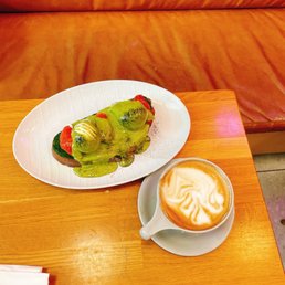 PARAKEET CAFÉ - Updated December 2025 - 775 Photos & 570 Reviews - 927 ...