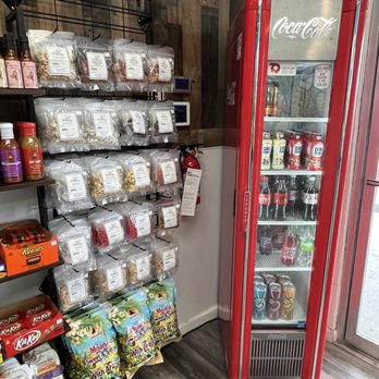 RAJAH DAT SNACK SHOP - Updated August 2024 - 124 Photos & 39 Reviews ...