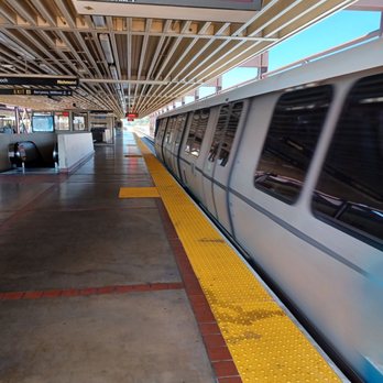 BART - MACARTHUR STATION - Updated December 2025 - 164 Photos & 116 ...