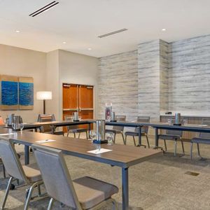 COMMANDO INN - Updated October 2025 - 301 Tully St, Hurlburt Field ...