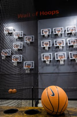 THE BASKETBALL SOCIAL HOUSE | B-BALL GAMES - Updated November 2024 ...