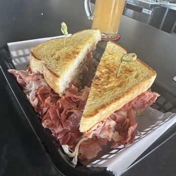 RETRO’S SUBS & BREWS - Updated August 2024 - 18 Photos & 18 Reviews ...