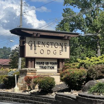 GLENSTONE LODGE - Updated January 2026 - 71 Photos & 152 Reviews - 504 Airport Rd, Gatlinburg ...
