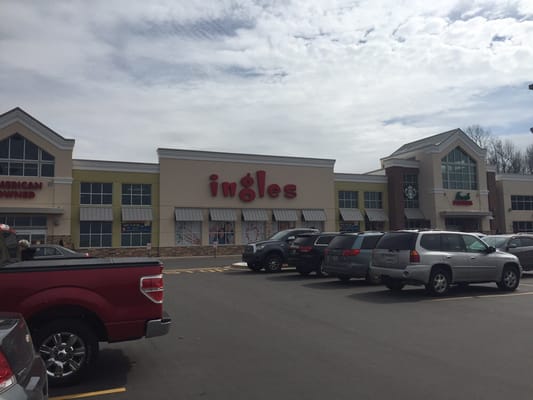 INGLES MARKET - Updated May 2026 - 18 Reviews - 2130 E Main St ...