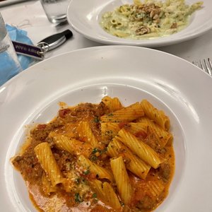 PIOLA ITALIAN RESTAURANT & GARDEN - 99 Photos & 135 Reviews - Italian ...