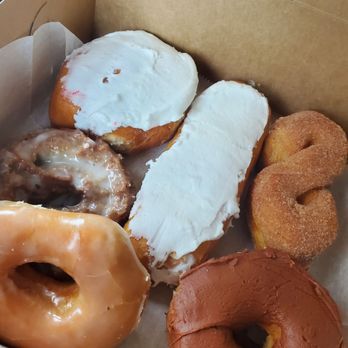 THE DONUT HAUS BAKERY - Updated December 2025 - 41 Photos & 67 Reviews ...
