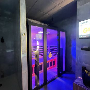 SWTHZ - Updated October 2025 - 22 Photos - 2210 Newport Blvd, Newport ...