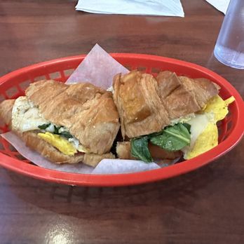 MIDNIGHT SUN CAFE - Updated December 2025 - 107 Photos & 143 Reviews ...