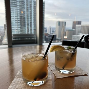 PEAKS LOUNGE - Updated April 2025 - 265 Photos & 261 Reviews - 650 15th ...