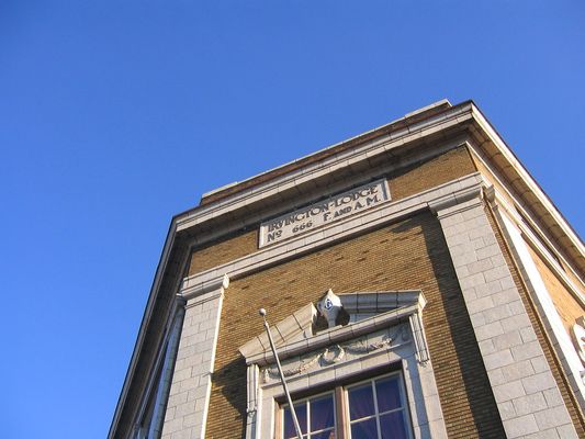 IRVINGTON LODGE - Updated October 2025 - 5515 E Washington St ...