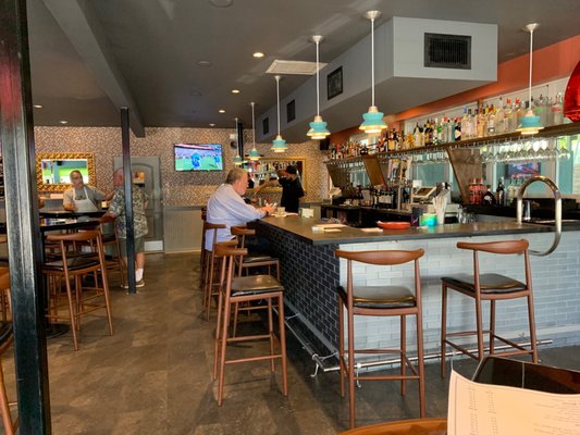 SPENCER’S CORNER BAR - 81 Photos & 89 Reviews - Bars - 2390 Wilton Dr ...