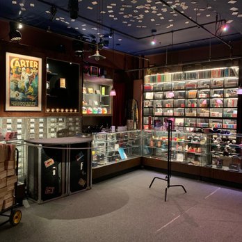 TANNEN’S MAGIC - Updated October 2025 - 27 Photos & 39 Reviews - 45 W ...