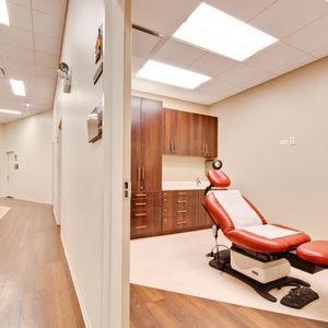 ADVOCATE MEDICAL GROUP - Updated January 2026 - 1435 W Webster Ave ...