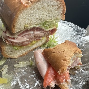 CLARO’S ITALIAN MARKETS - Updated May 2024 - 561 Photos & 853 Reviews ...