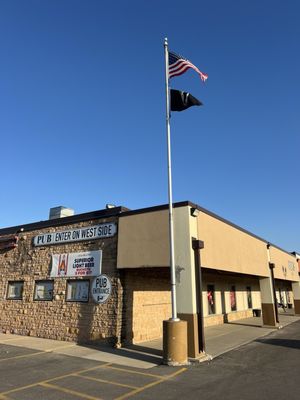 CHARLIE’S EATERY AND PUB - Updated October 2025 - 77 Photos & 28 ...