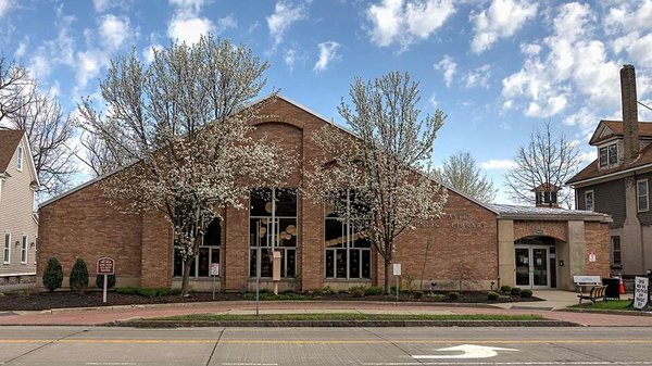 LANCASTER PUBLIC LIBRARY - Updated August 2025 - 29 Photos - 5466 ...