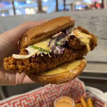 BYRD’S HOT CHICKEN - Updated October 2025 - 28 Photos & 17 Reviews ...