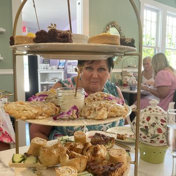 WISTERIA TEA ROOM & CAFE - Updated February 2025 - 377 Photos & 285 ...