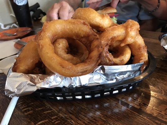 BUMMIE’S ON MAIN - 14 Photos & 13 Reviews - 400 W Main St, Newark, Ohio ...