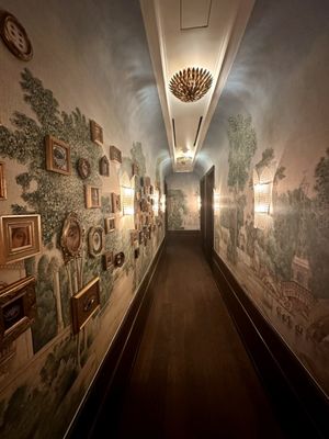 THE PORTRAIT BAR - Updated May 2025 - 123 Photos & 40 Reviews - 250 ...