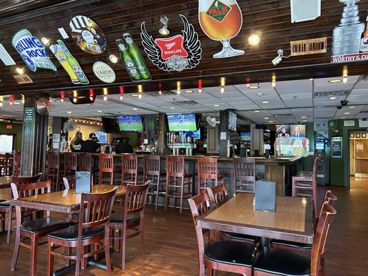 IRISH ROVER STATION HOUSE - Updated January 2026 - 116 Photos & 162 ...