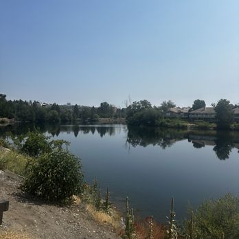 RUBY RIVER HOTEL - Updated May 2025 - 64 Photos & 76 Reviews - 700 N ...