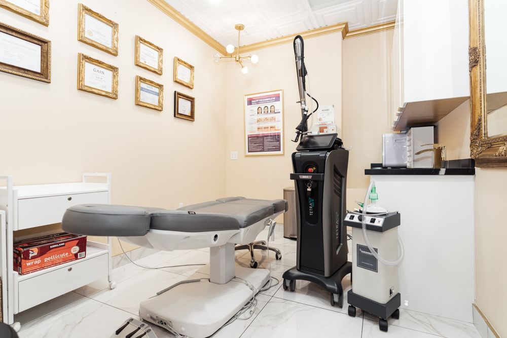 DELUXE MED SPA - Updated October 2025 - 273 Photos & 348 Reviews - 2646 Dupont Dr, Irvine ...