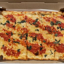 CALDA PIZZERIA & RESTAURANT - Updated June 2024 - 353 Photos & 265 ...