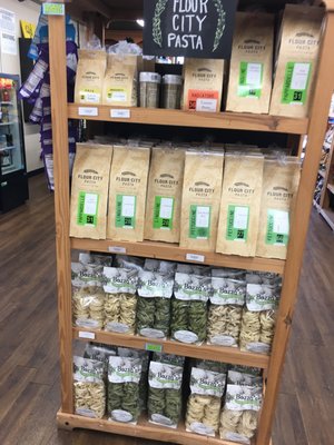 R’S MARKET - Updated July 2024 - 10 Photos & 16 Reviews - 2294 Monroe ...