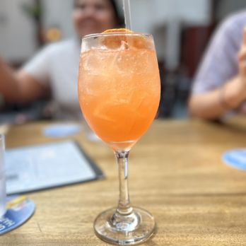 THE ALVIN PUBLIC HOUSE - Updated August 2025 - 122 Photos & 90 Reviews ...