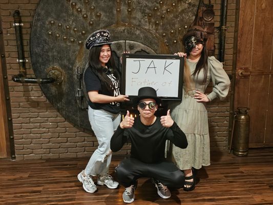 BREAKOUT STUDIOS - Updated July 2024 - 54 Photos & 135 Reviews - 99 N ...