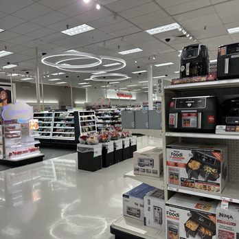 TARGET - Updated August 2025 - 440 Photos & 409 Reviews - 10820 ...